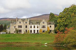 home_page_flip_box_alvie_house_003 - Camping in Aviemore