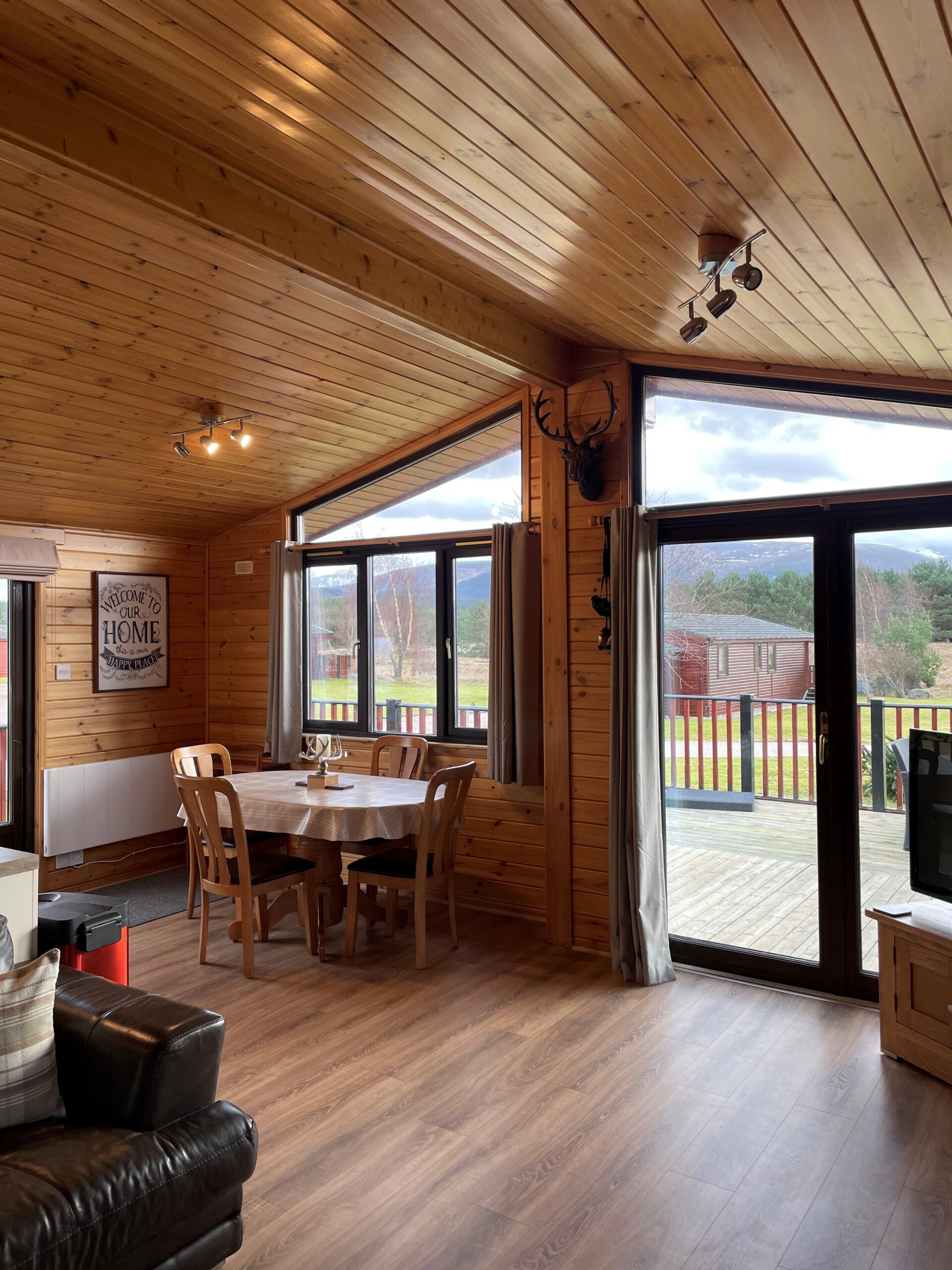 Chalet 28 - Camping in Aviemore